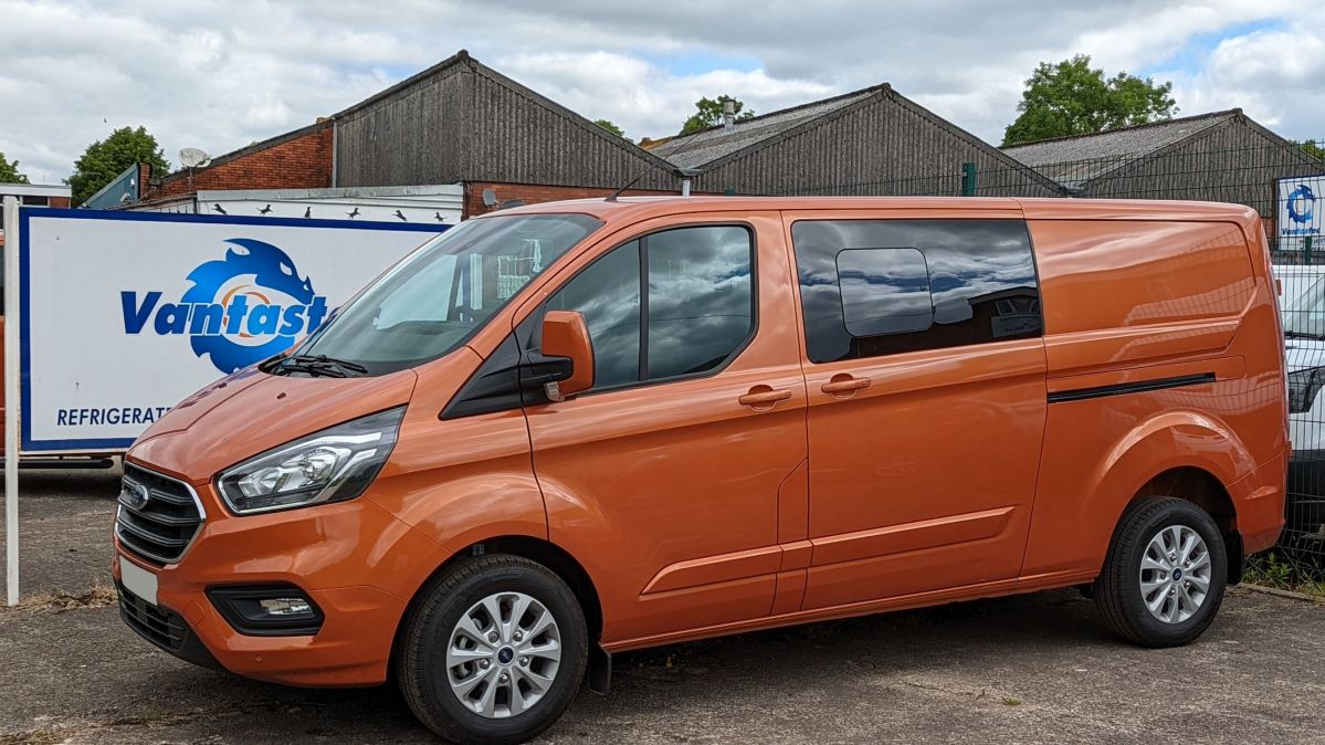 Ford Transit Custom LWB Crew Cab | Free UK Delivery - Vantastec